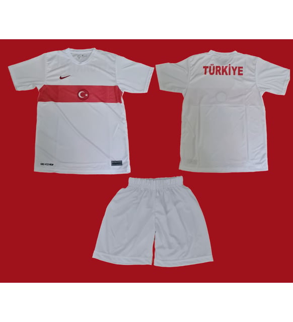 KIRMIZI BEYAZ TÜRKİYE ÇOCUK FORMASI